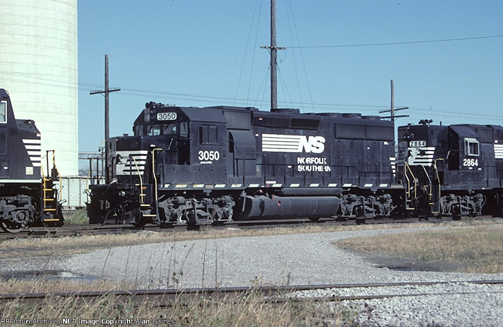 NS GP40-2 3050